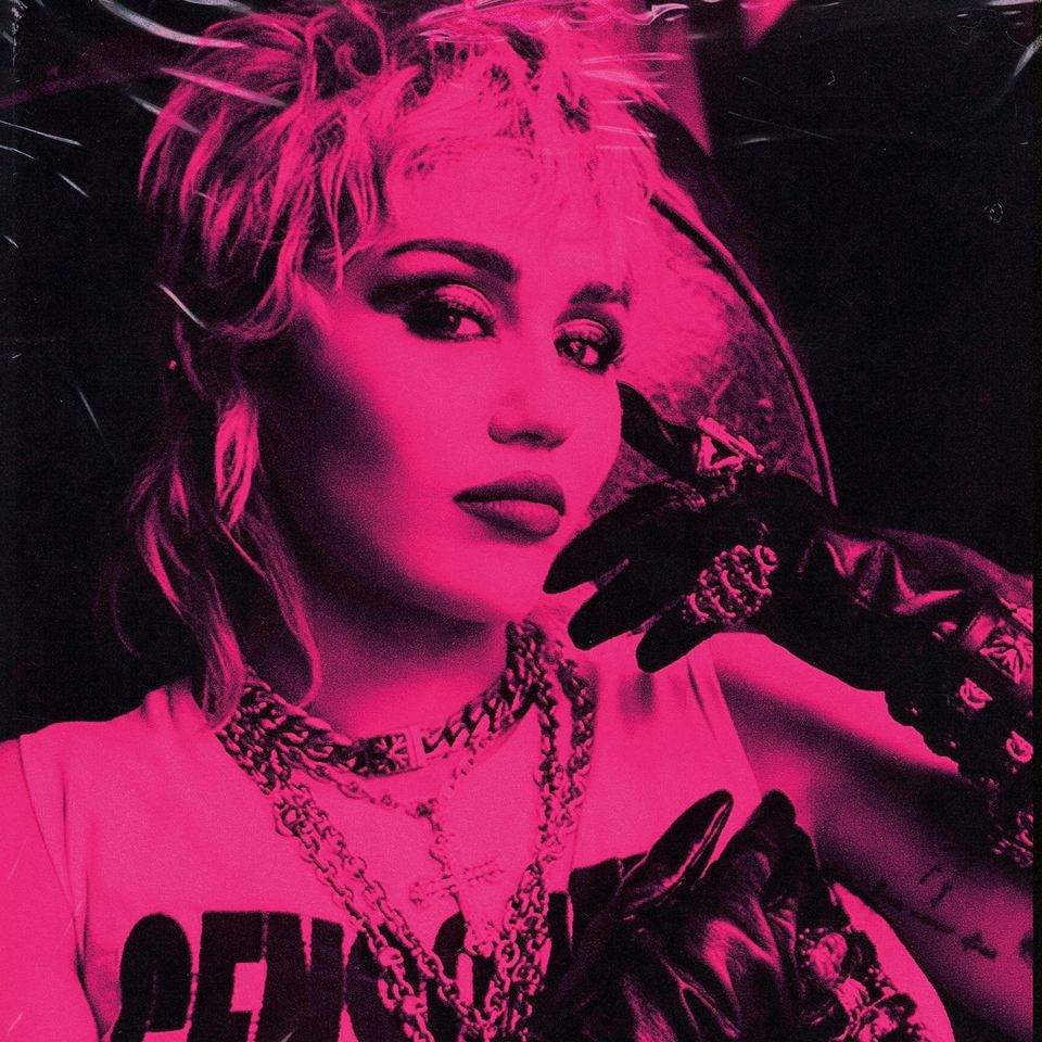 Miley Cyrus annonce un album rock ! - News - RockUrLife - webzine rock ...