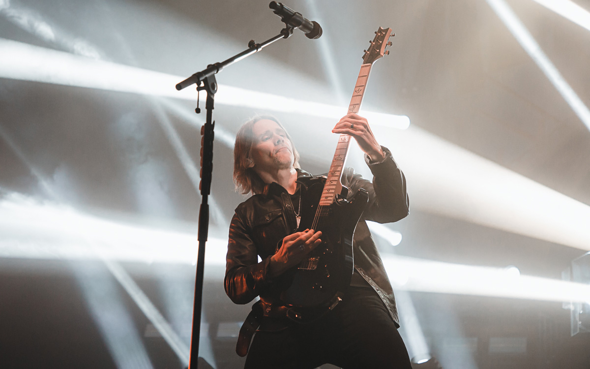 ALTER BRIDGE @ Dôme De Paris - Palais Des Sports (16/11/22) - Reports ...