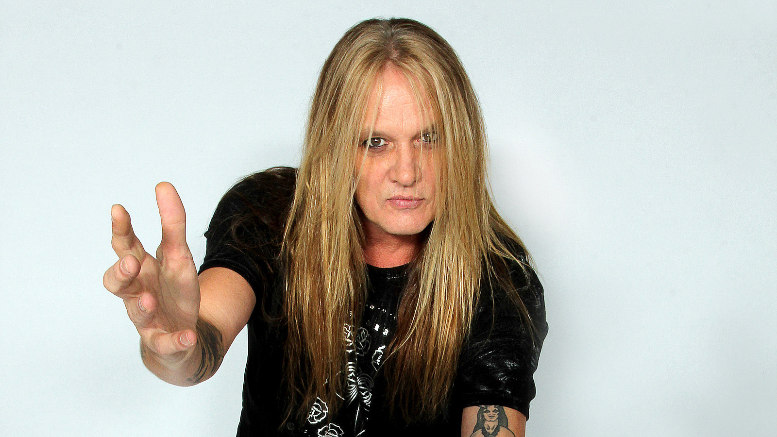 Sebastian Bach annonce son nouvel album "Child Within The Man", nouveau ...