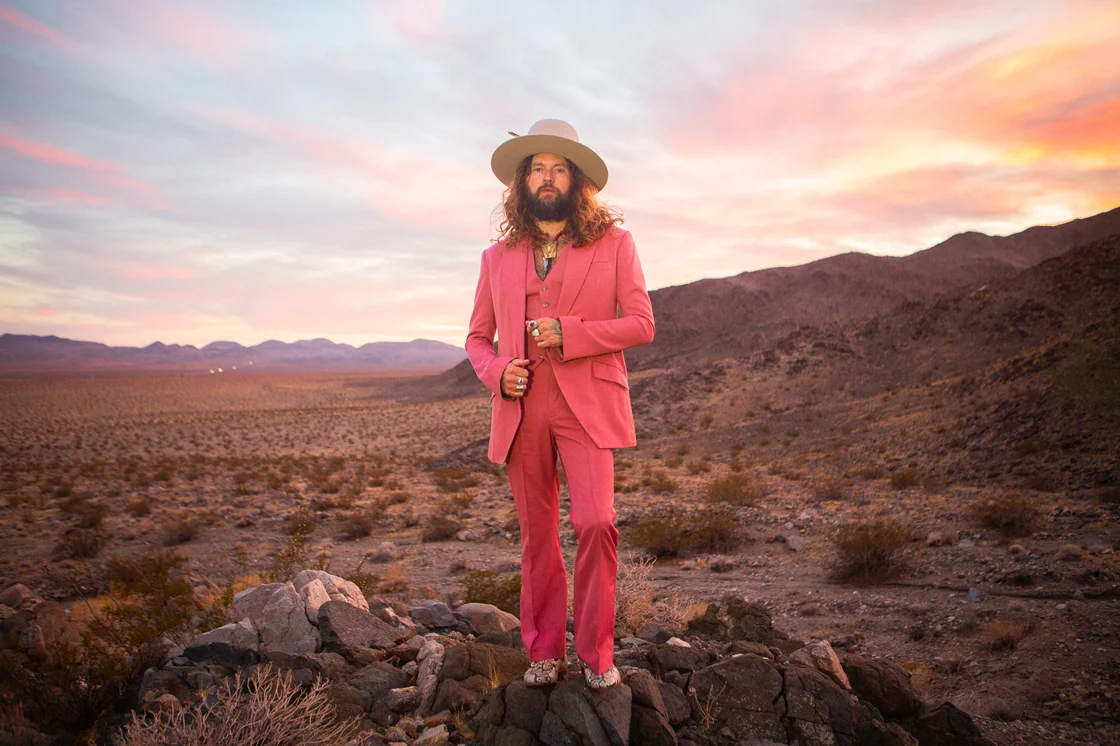 Jay Buchanan (Rival Sons) annonce son premier album solo "Weapons Of ...