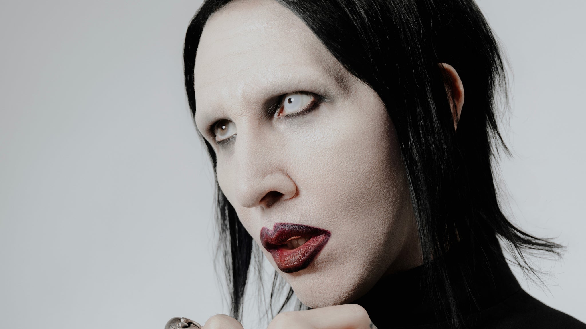 Marilyn Manson annonce son nouvel album "One Assassination Under God ...